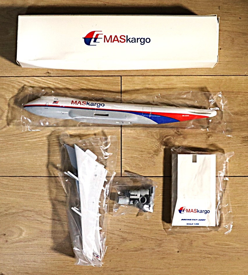 マレーシア航空 MASkargo の1/250スケールのB747-400F貨物機モデル(その他)｜売買されたオークション情報、yahooの商品情報をアーカイブ公開 - オークファン ...