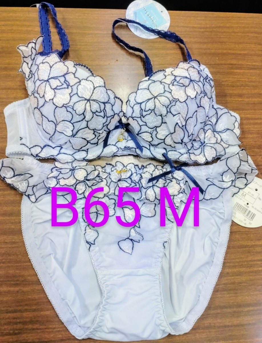 Yahoo!オークション - ブラジャーショーツセット B65 M
