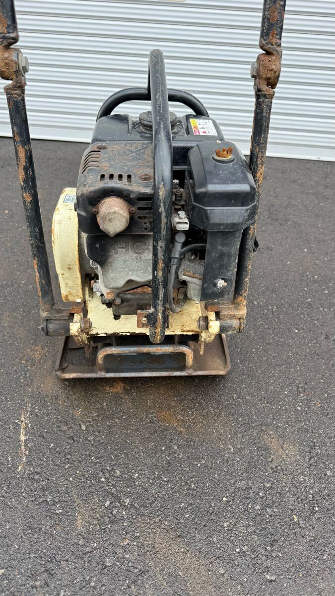 Yahoo!オークション - 道内 引取限定 明和 バイブロプレート KP60 4.5...