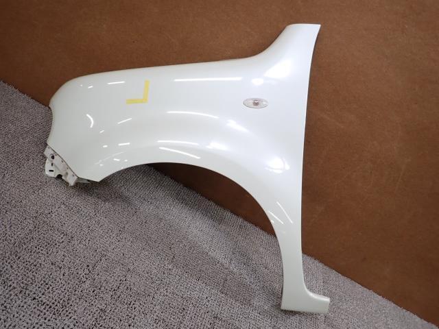 Yahoo!オークション - キューブ DBA-Z12 左フロントフェンダー 15X イ...