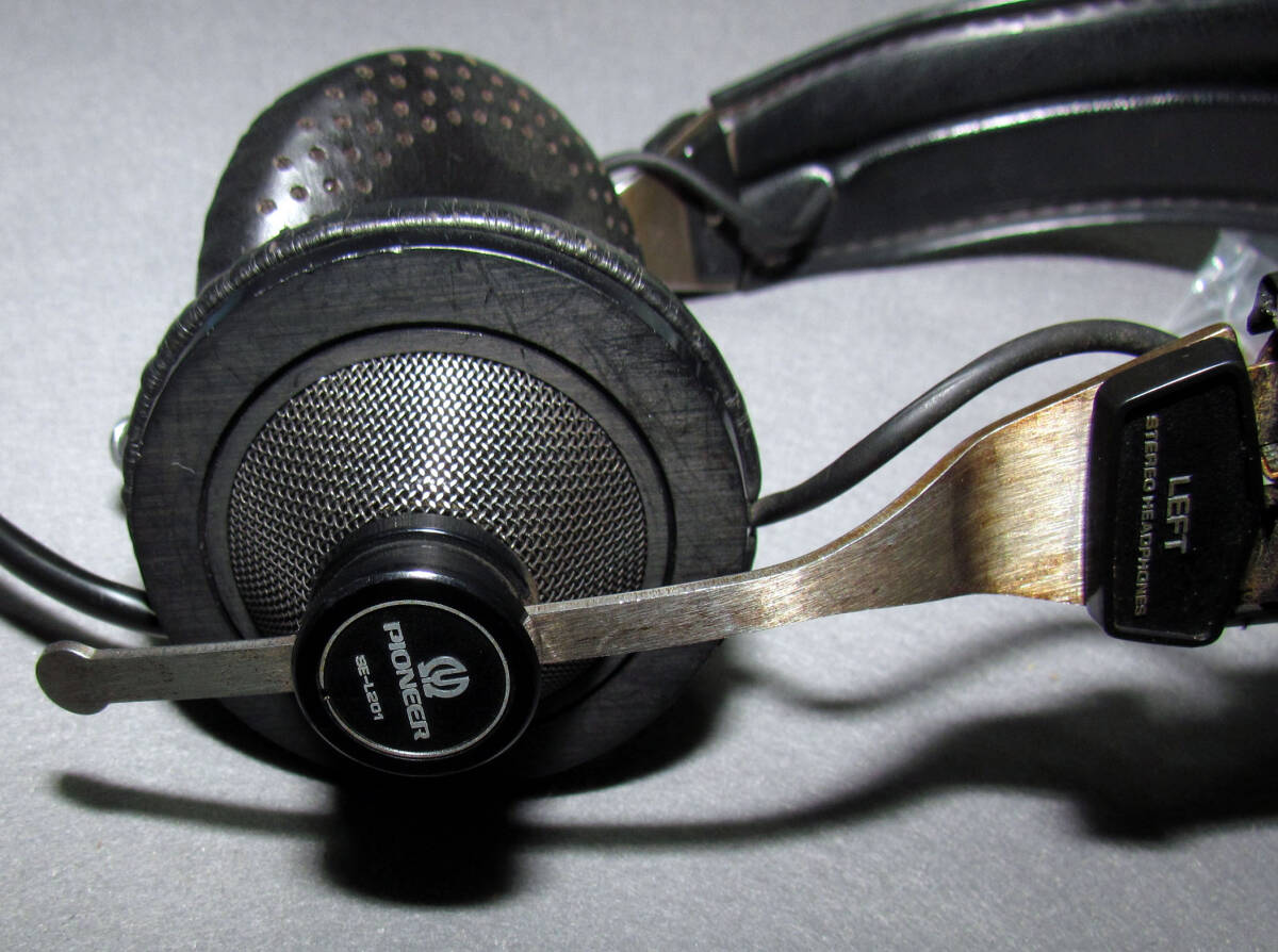 Yahoo!オークション - 【 1974～1977年製 Pioneer SE-L201 /有線ヘッド...