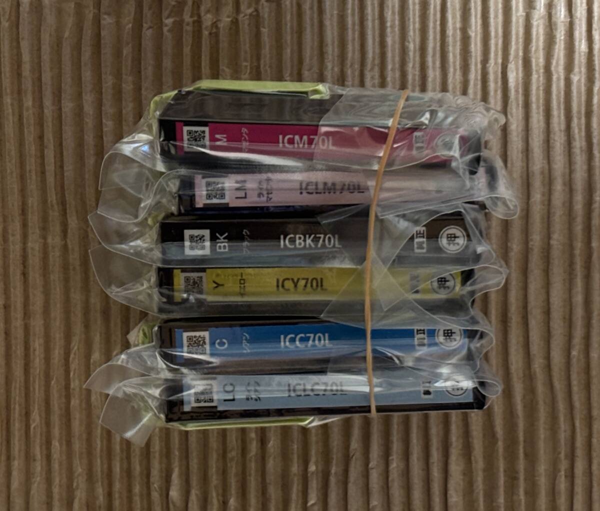 EPSON純正インクカートリッジ IC6CL70L ICBK70L ICY70L ICC70L ICM70L ICLC70L ICLM70L 6本セット IC70L さくらんぼ(エプソン ...