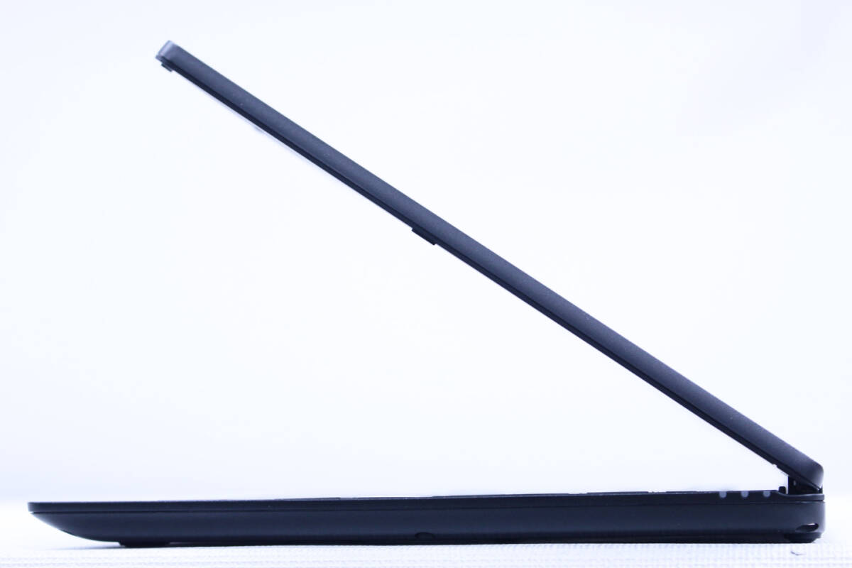 Yahoo!オークション - 1円～ 軽量約917g 持ち歩き最適 Corei7 Office20...