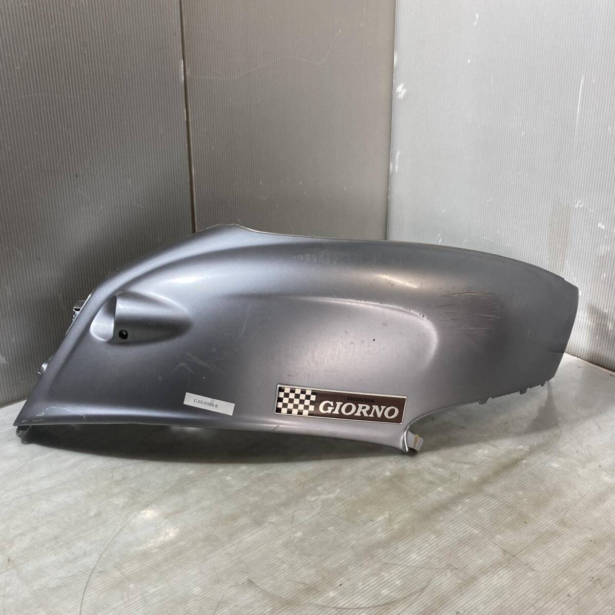 Yahoo!オークション - HONDA ジョルノ50 AF24 ボディーカバー 右 GIORN...