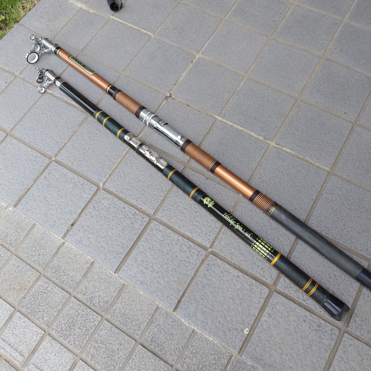 Yahoo!オークション - 投げ竿2本で ダイワながと360DX シマノホリデー...