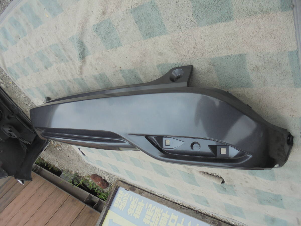 Yahoo!オークション - ヴェゼル RU1.RU2.RU3.RU4 純正 リアバンパー 71...