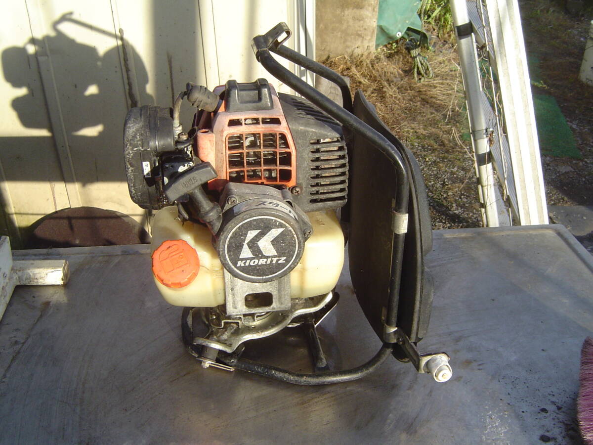 Yahoo!オークション - 100 共立 背負い刈払機 背負刈払機 RME260 エン...