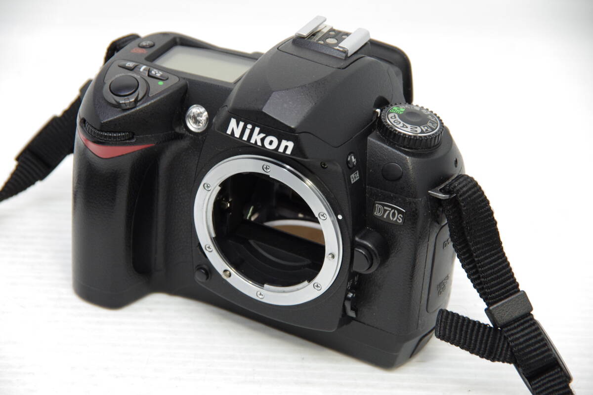 Yahoo!オークション - ジャンク ニコン Nikon D70s 2台セット
