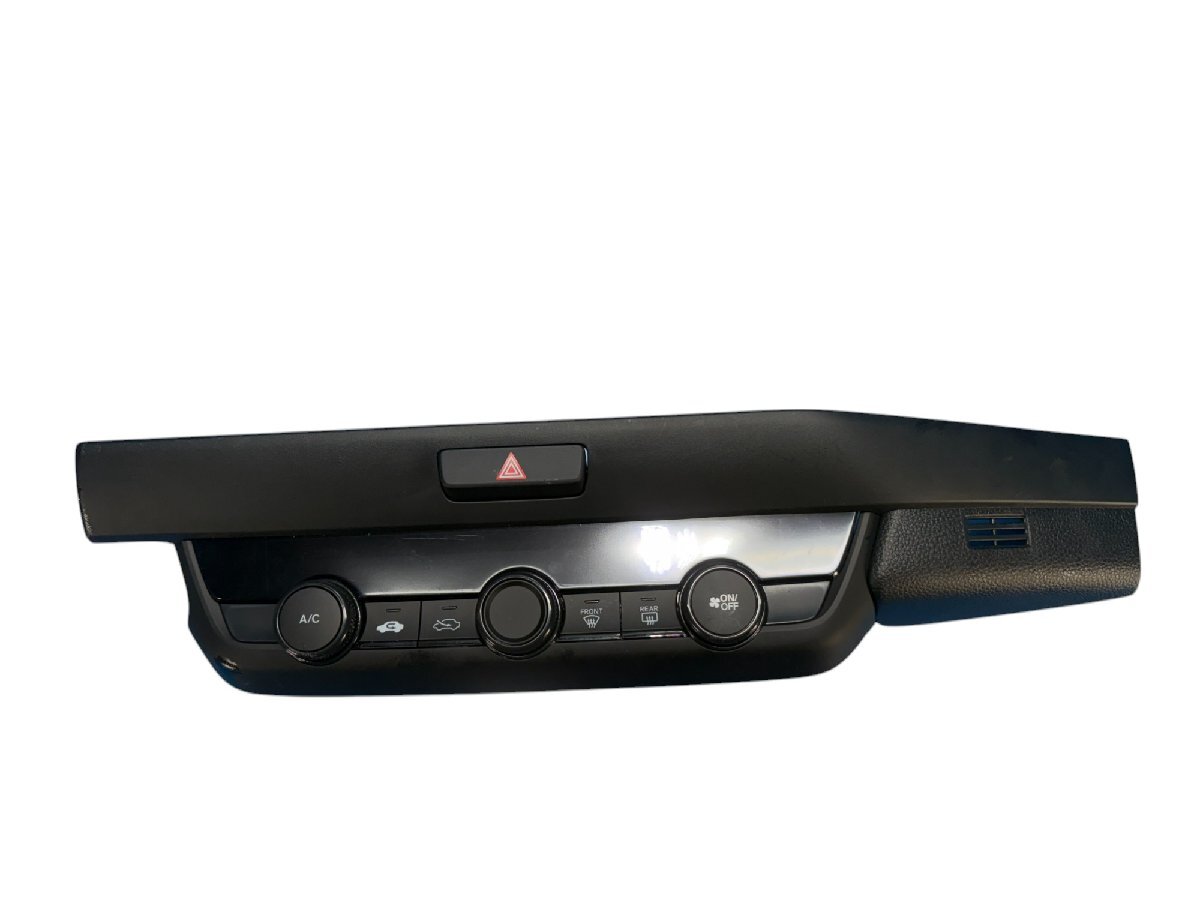 Yahoo!オークション - フィット GS4 管理番号 5323 エアコンパネル