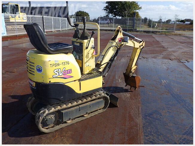 Yahoo!オークション - ミニ油圧ショベル(ミニユンボ) ヤンマー SV05(SV...