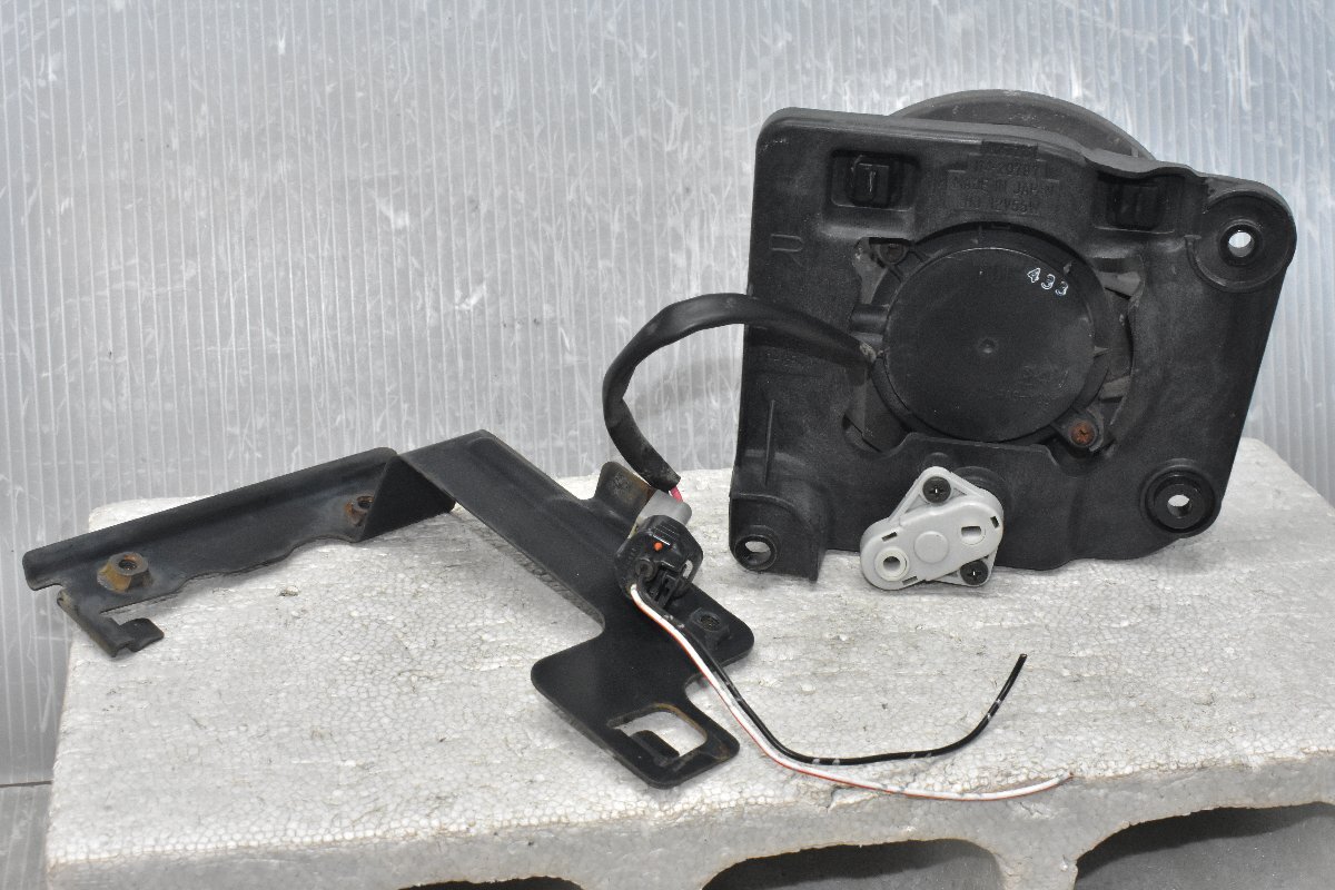 Yahoo!オークション - インプレッサ H16.5 GG3 フォグ ランプ ライト ...