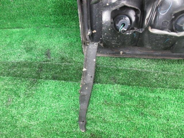 Yahoo!オークション - トヨタ コースター KC-HZB50 左テールランプ 33-...