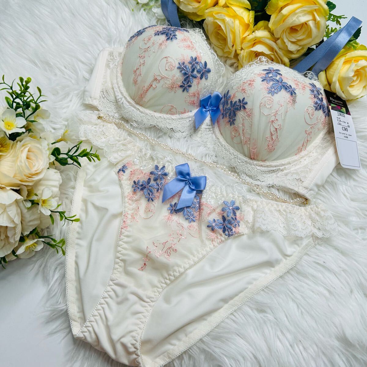 Yahoo!オークション - C90 3Lブラジャー&パンティ フリージア 6