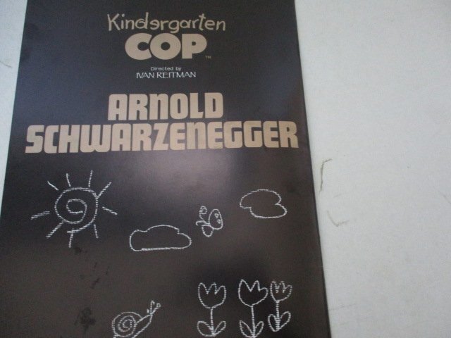 Yahoo!オークション - A4パンフO15・キンダガートン・コップ・シユワ...