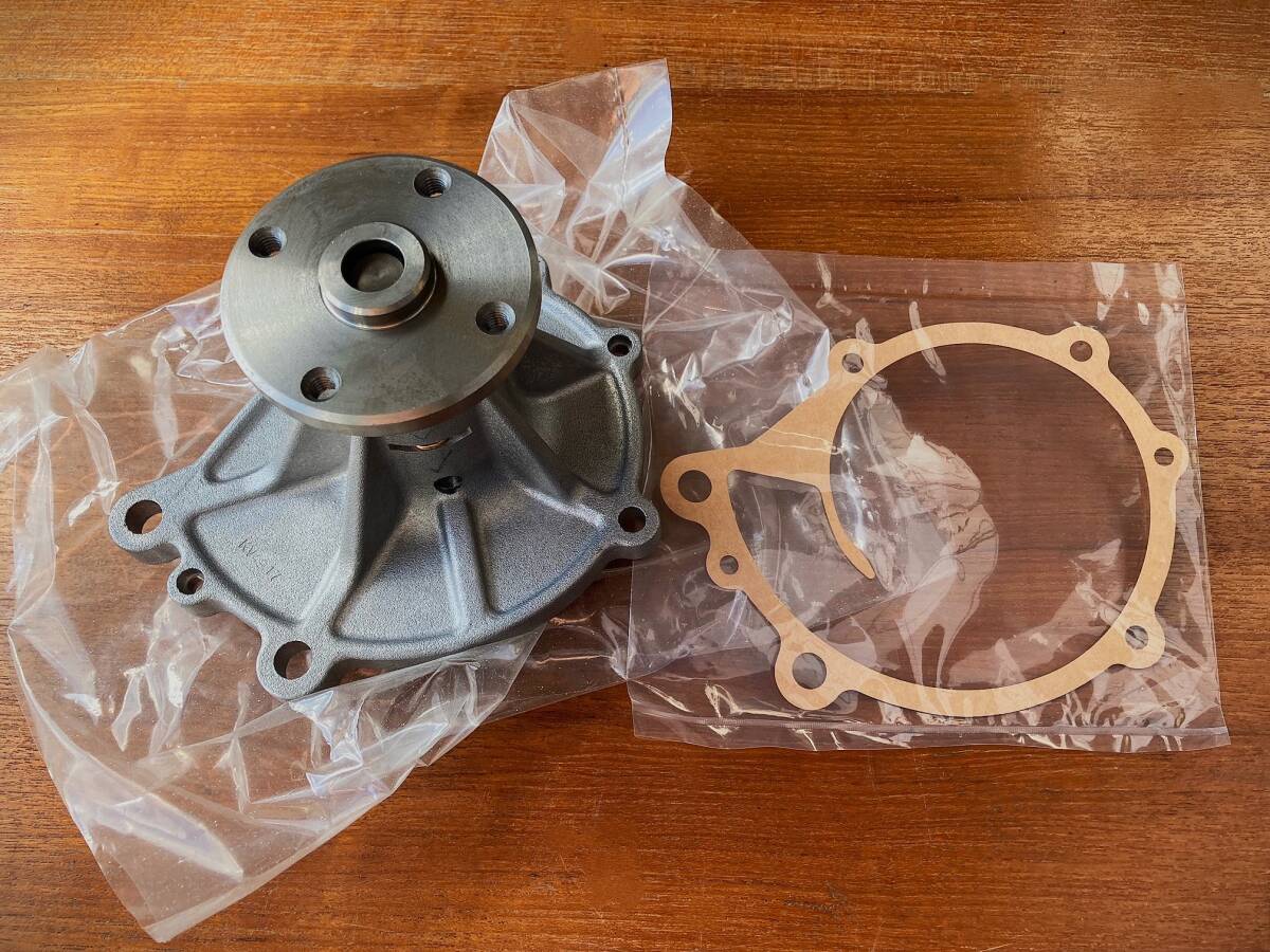 Yahoo!オークション - 510ブルーバード L14 L16 ウォーターポンプ L型 ...