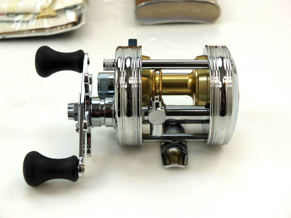 Yahoo!オークション - 稀少 ABU アブガルシア3500CAリミテッド クロー...