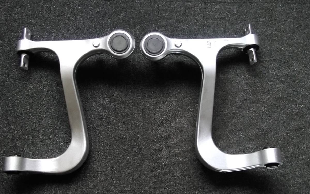 Yahoo!オークション - ランエボ9MR CT9A 美品リア アーム一式 ブーツ新...