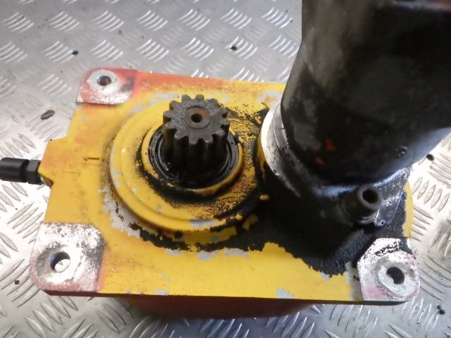 Yahoo!オークション - r436-63 ユニック クレーン ホイストギア 巻き取...