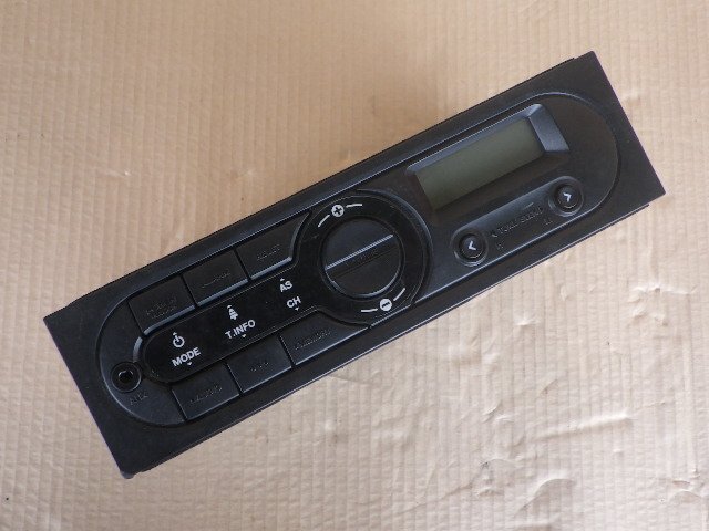 Yahoo!オークション - r647-64 純正 ラジオ トラック用 純正 AM/FM ラ...