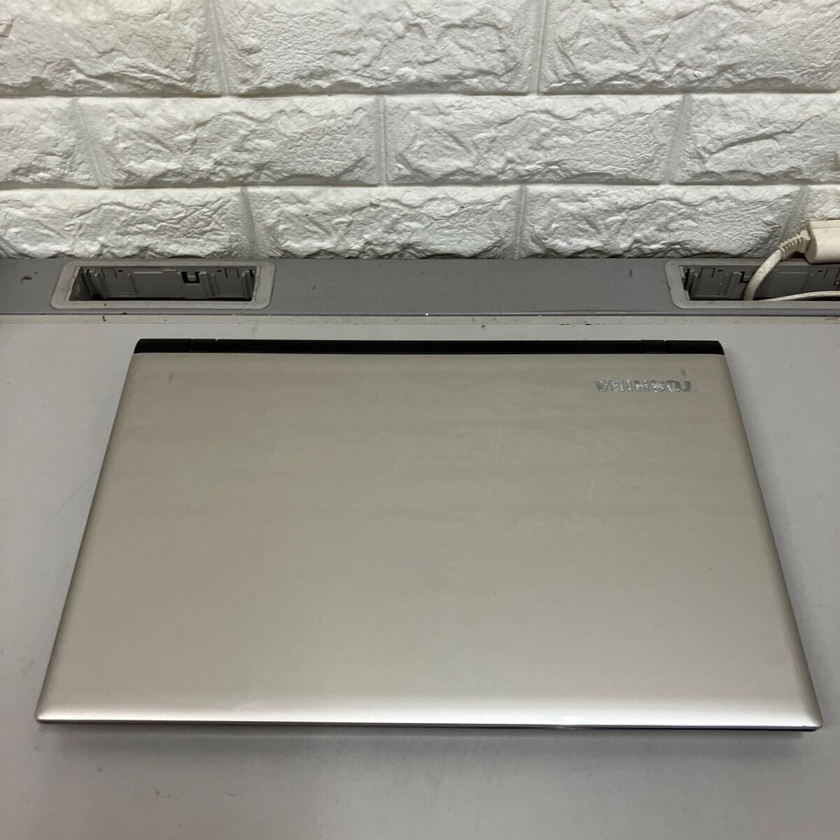 Yahoo!オークション - Y66 TOSHIBA dynabook AZ85/UG PAZ85UG-BWA Core...