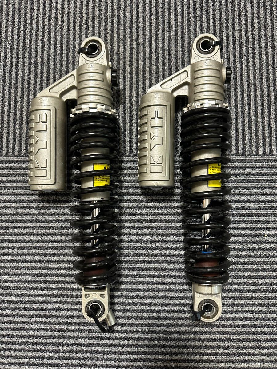 Yahoo!オークション - カワサキ カヤバ KYB JB-POWER リアサスペンショ...