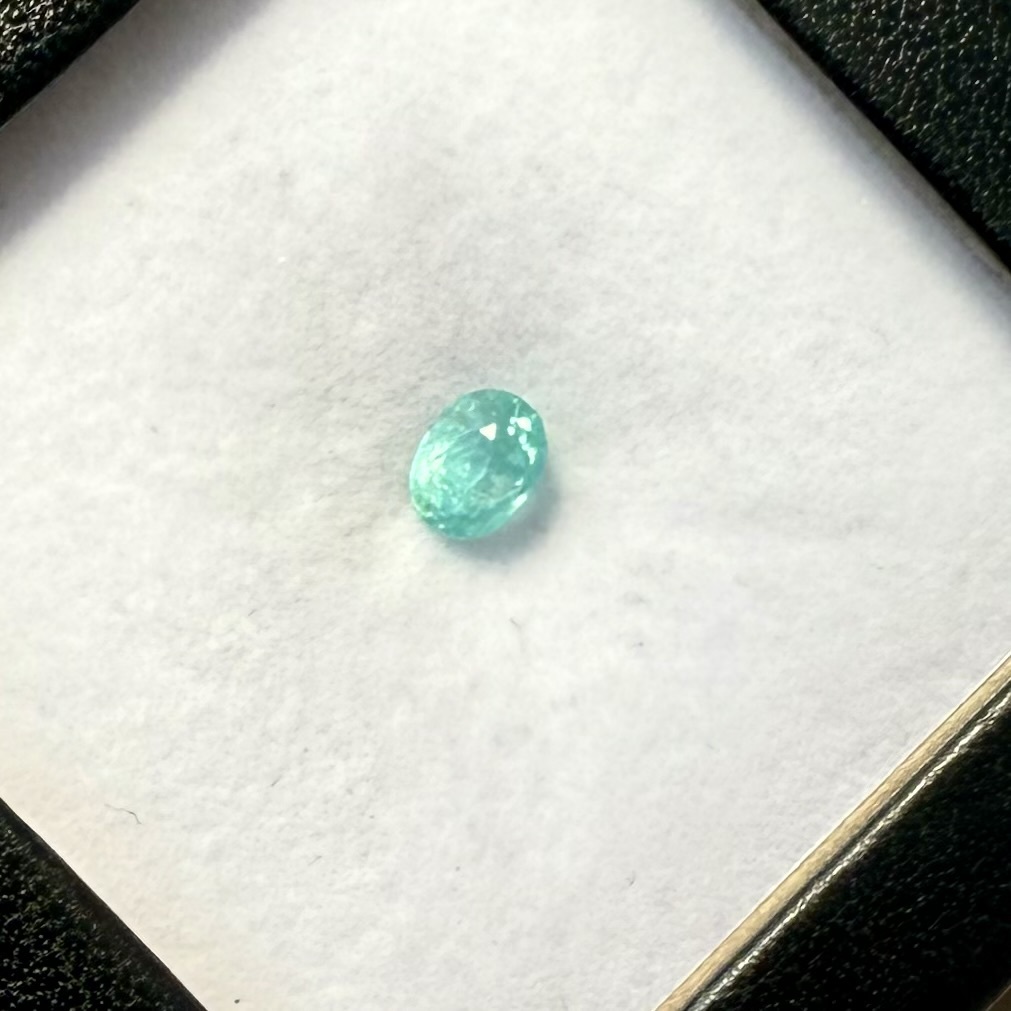 Yahoo!オークション - 0.84ct 天然 パライバトルマリン ルース ブルー ...