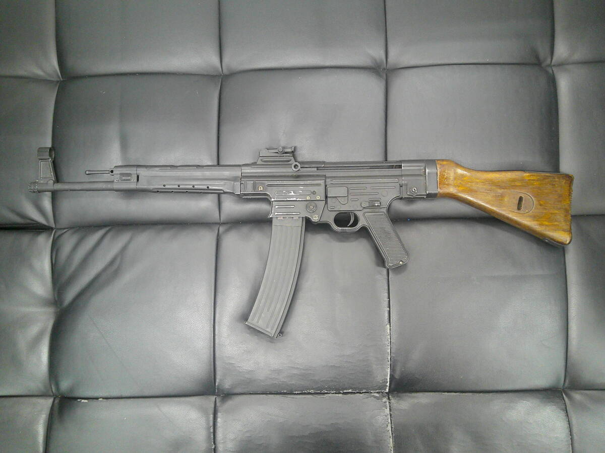 Yahoo!オークション - 【ミリタリー】AGM StG44 MP44 電動ガン 本体・...