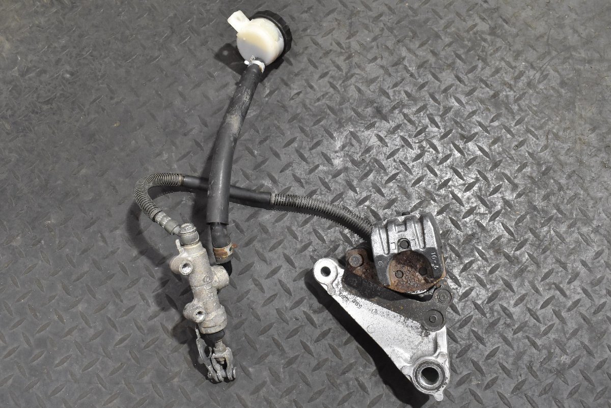 Yahoo!オークション - K915 当時物 純正 ゼファー550 リアブレーキASSY...