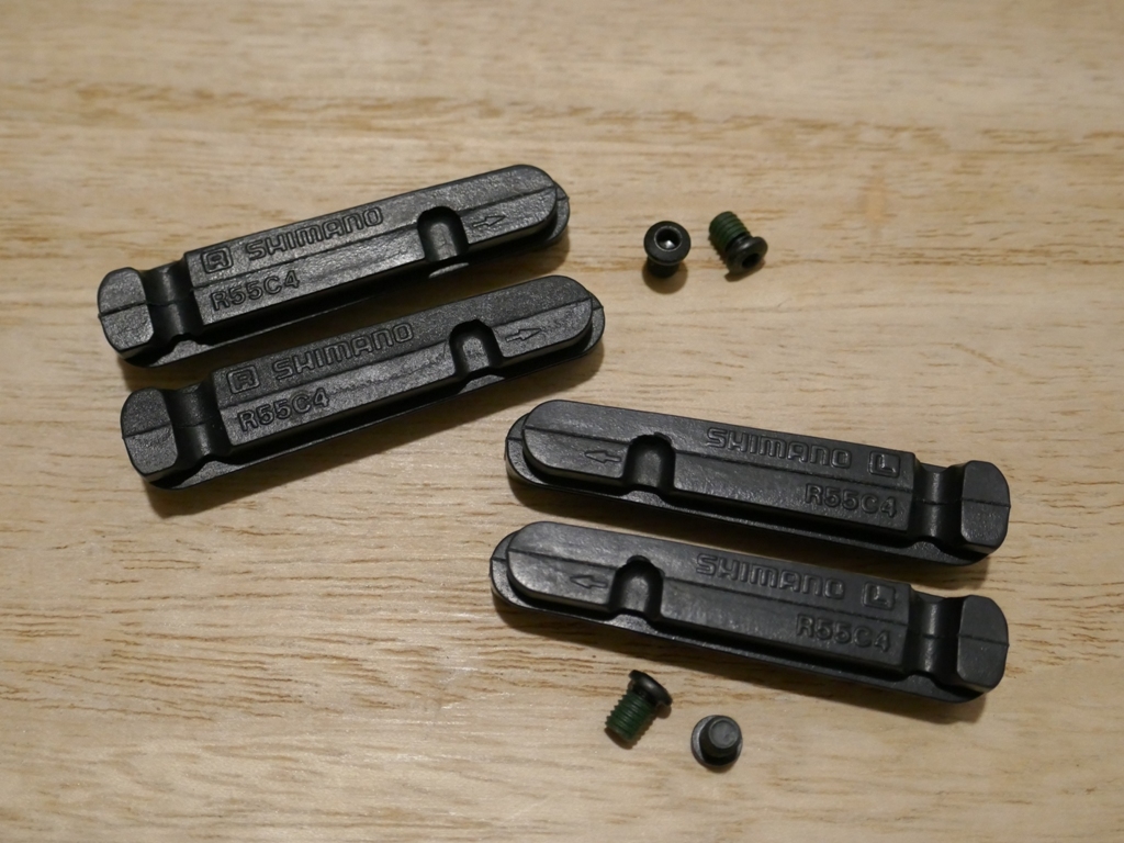 Yahoo!オークション - SHIMANO R55C4 シマノ ブレーキシュー 2セット/...