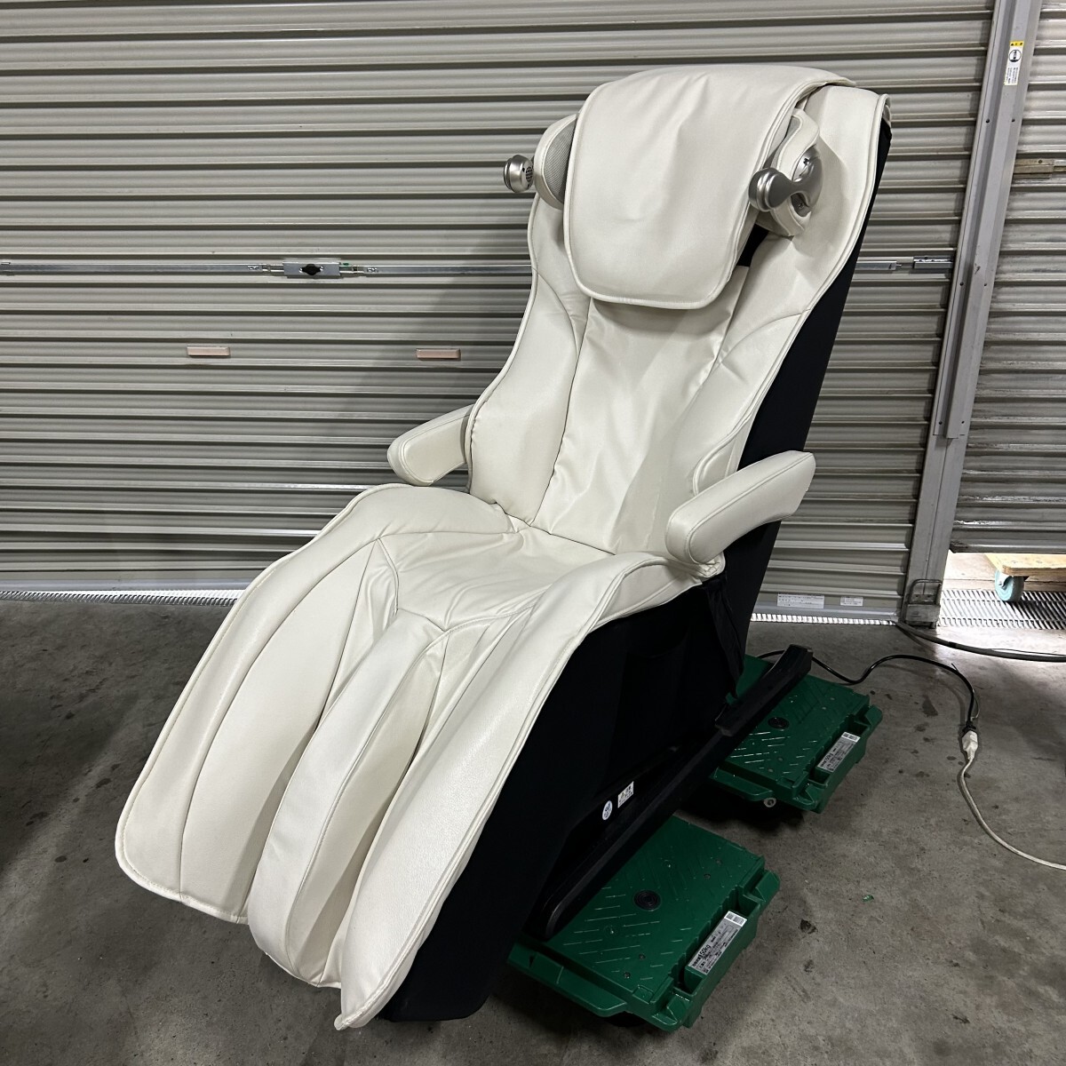 Yahoo!オークション - 美品 ファミリーイナダ FMC-GS100 マッサージチ...