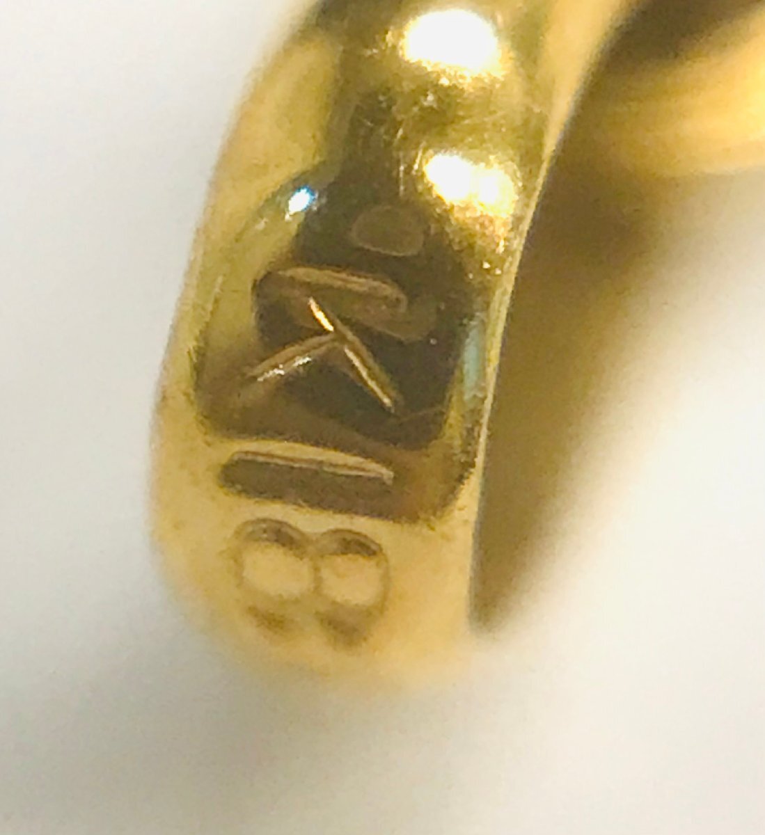 Yahoo!オークション - qoj.ZCZ07 K18/ゴールド エリザベス女王モチーフ...