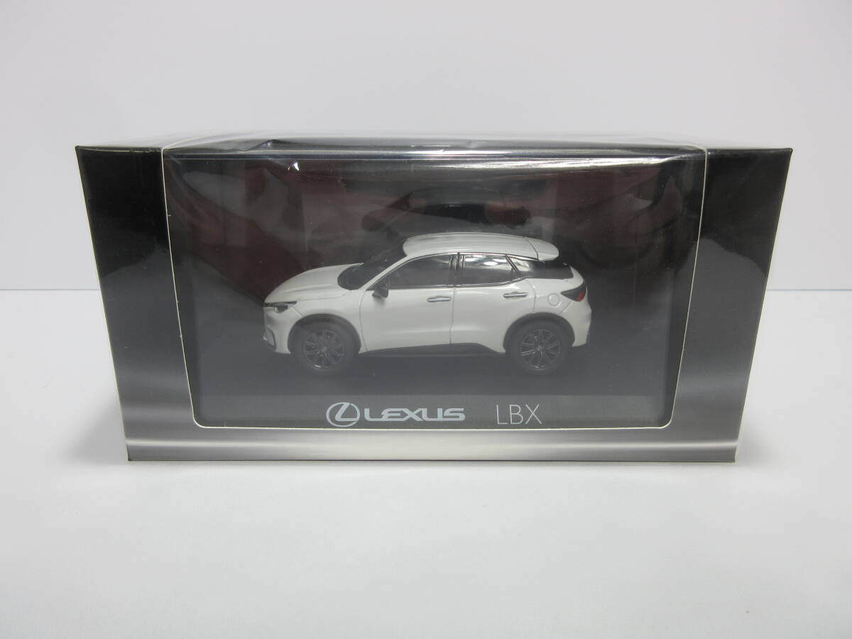 Yahoo!オークション - ミニカー 1/43 レクサス LBX ソニッククォーツ ...