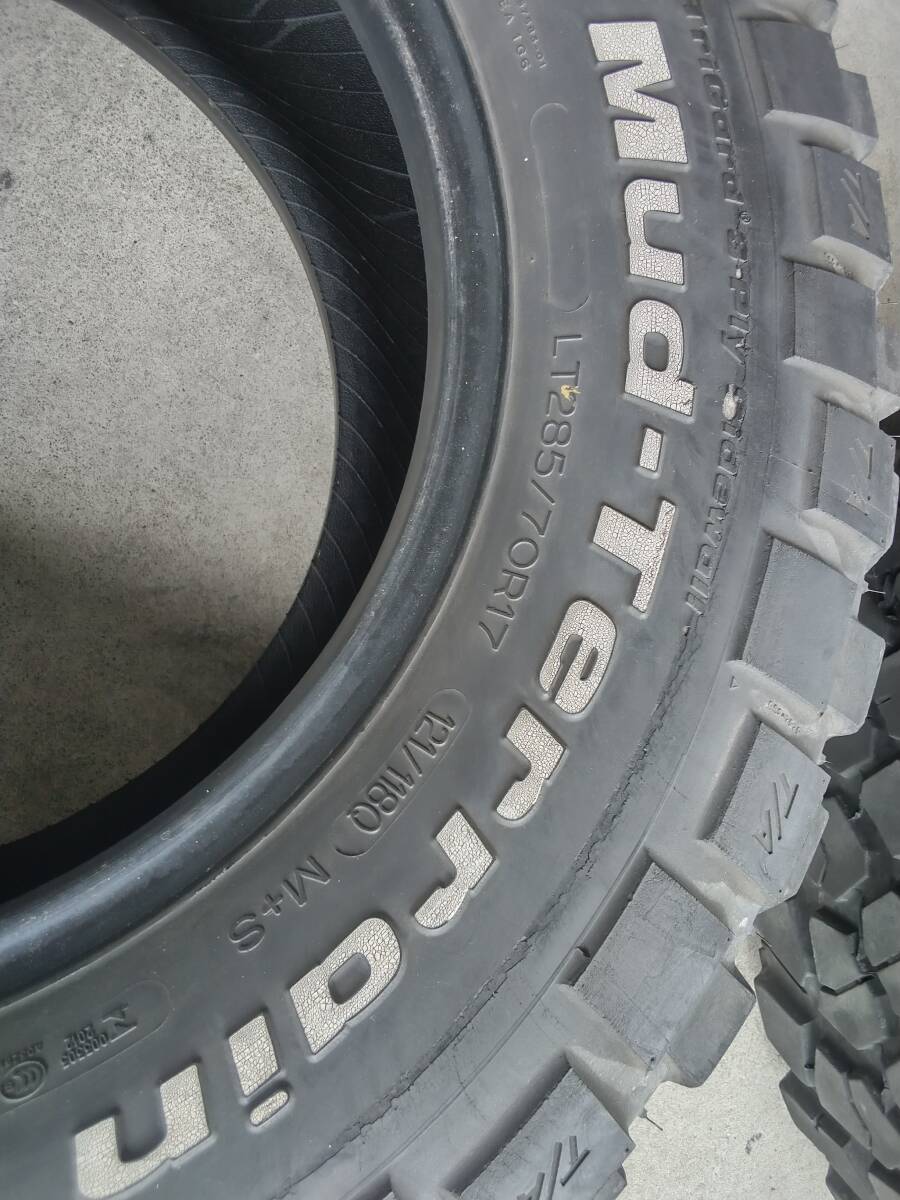 Yahoo!オークション - 285/70r17 グットリッチ マッドテレーン MT 中古...