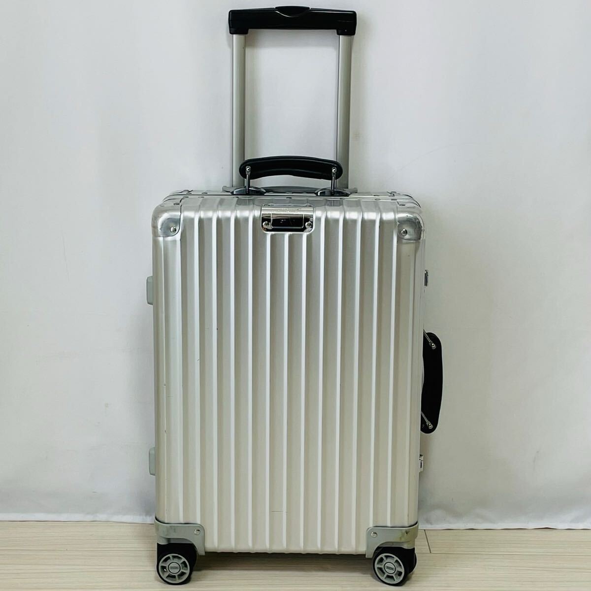 Yahoo!オークション - RIMOWA リモワ クラシックフライト キャビンS 35...