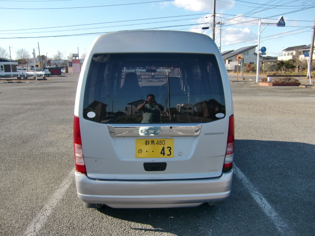 Yahoo!オークション - サンバーバン（5MT）VB (パートタイム4WD) 初年...