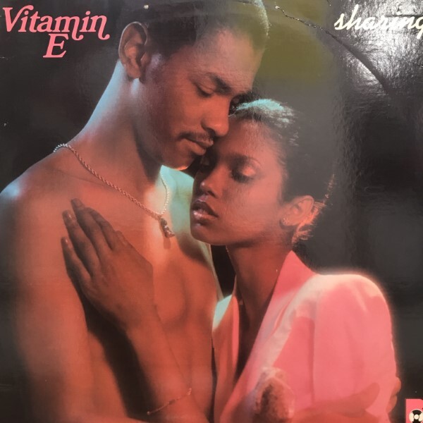 Yahoo!オークション - 【心斎橋】VITAMIN E/SHARING(BDS5690)