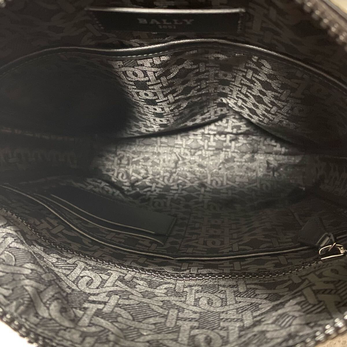 Yahoo!オークション - 未使用品 A4収納 現行 BALLY バリー MECOY クロ...