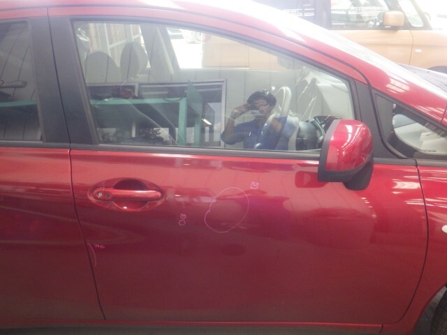 Yahoo!オークション - ノート DBA-E12 右FドアASSY X エマージェンシー...