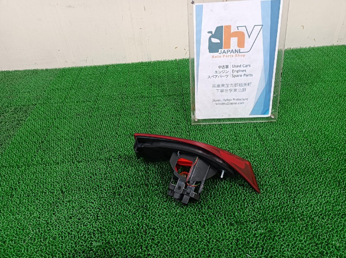 Yahoo!オークション - BMW 左 フィニッシャーランプ X1 DBA-VM20 2011 ...