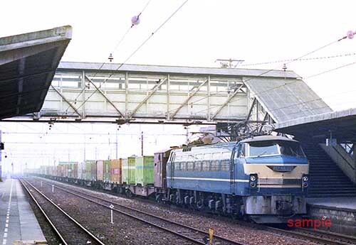 Yahoo!オークション - 【鉄道写真】EF66 33 貨レ [0008558]