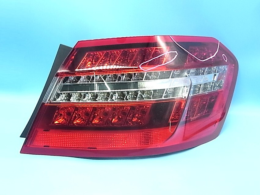 Yahoo!オークション - WA100 ベンツ Eクラス W212 前期 純正 テールラ...