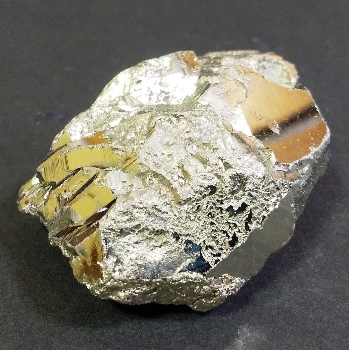 Yahoo!オークション - 【送料全国一律410円】 重量約147g 黄鉄...