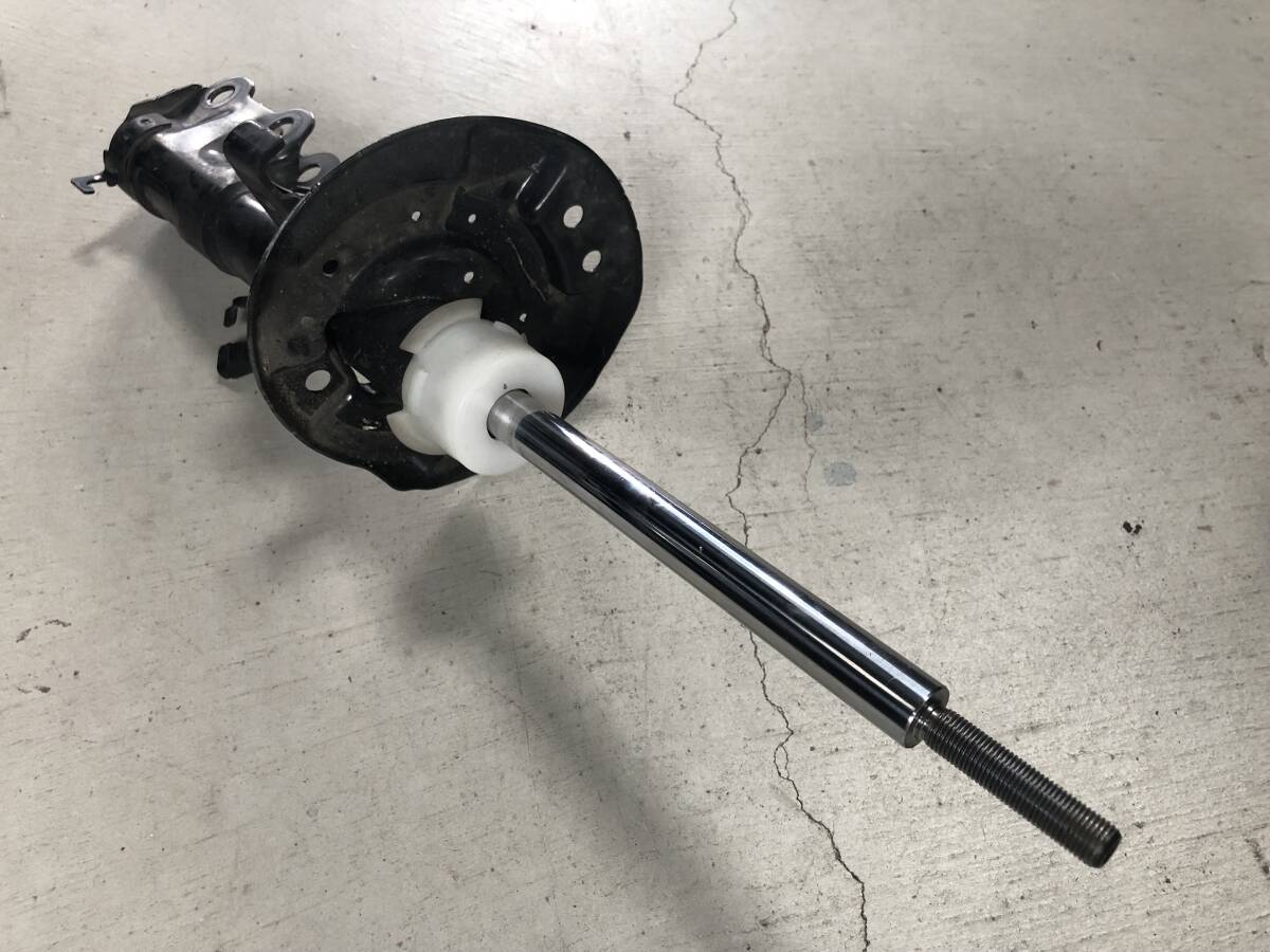 Yahoo!オークション - オーラ FE13 左 フロント ストラット アブソーバ...