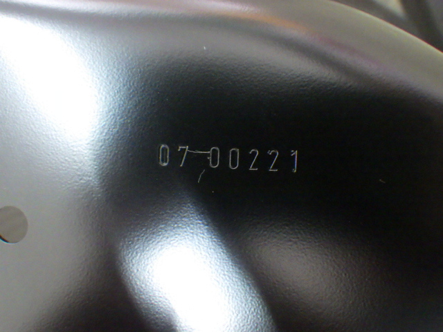 Yahoo!オークション - 【Y07】 未使用 補修用部品 BMW2シリーズ U06 21...