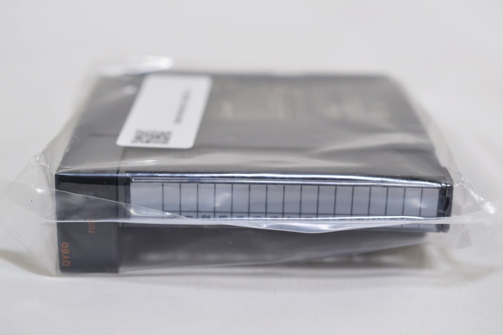 Yahoo!オークション - 未使用 三菱電機 シーケンサ QY80 (2022年製) ×...