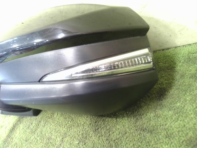 Yahoo!オークション - ヴォクシー DBA-ZRR85G 左サイドミラー 3ZR-FAE ...