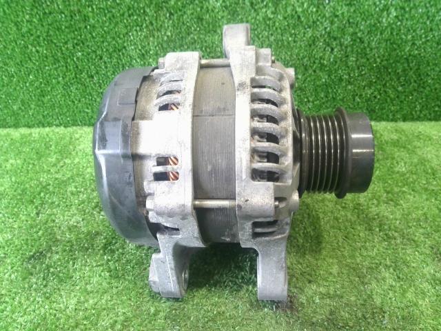 Yahoo!オークション - ヴォクシー DBA-ZRR85G オルタネーター 3ZR-FAE ...