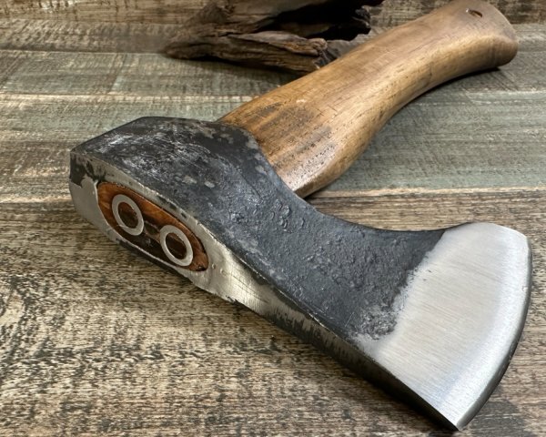 Yahoo!オークション - 斧11 全長280mm 刃渡86mm 重さ790g クルミの柄 ...