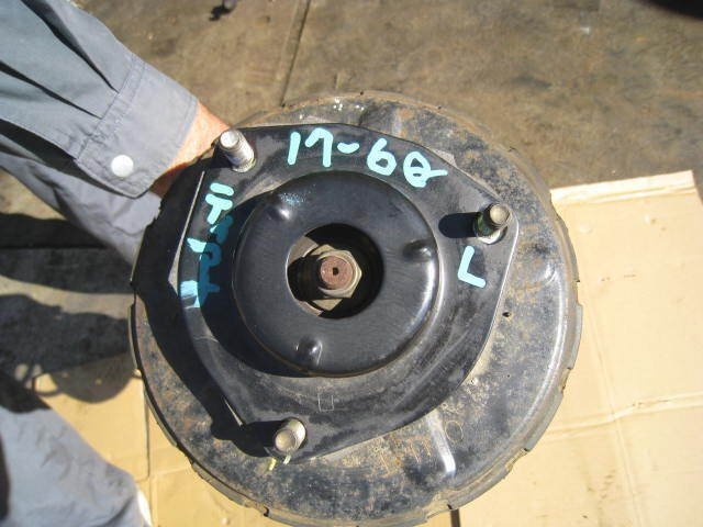 Yahoo!オークション - 日産 ティアナ J31 H16年 フロント ストラット ...