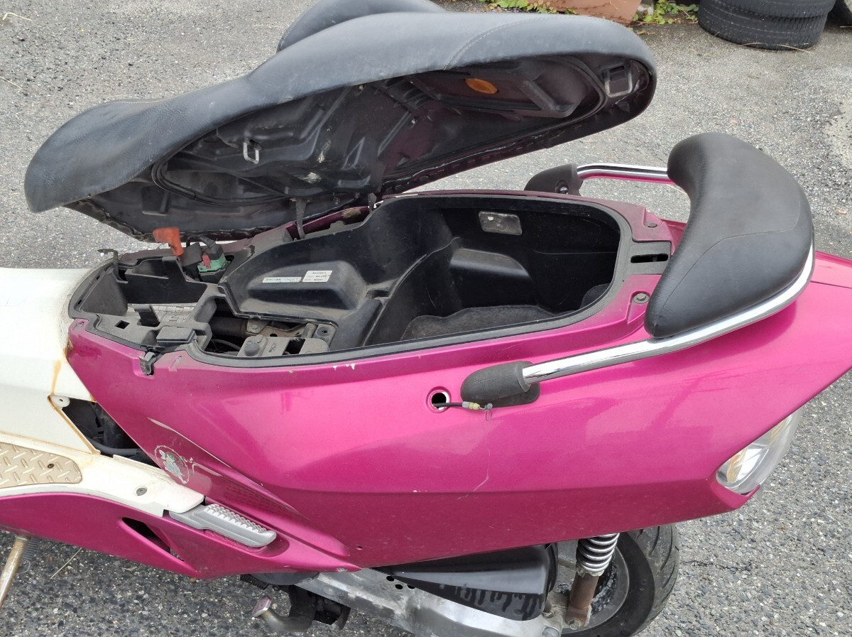 Yahoo!オークション - ホンダ フォルツァ250(MF06)ピンク 部品取り用車...